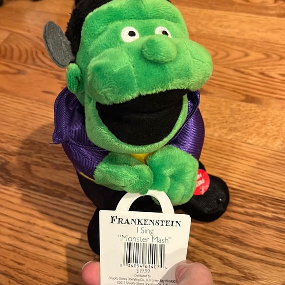 Holiday | Nwt Animated Frankenstein Musical Plush Plays Monstermash ...
